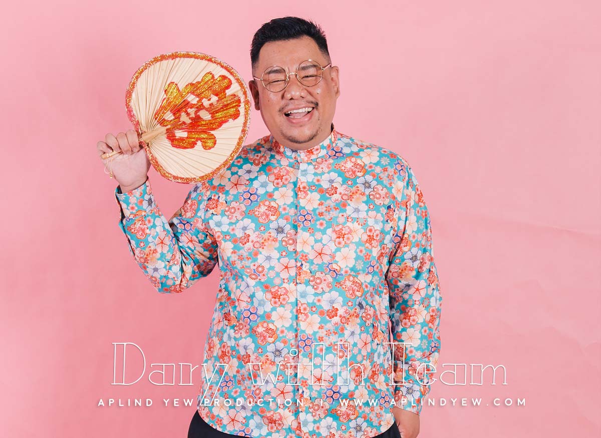 Dary Chong with Team Profiles | APLIND YEW PRODUCTION